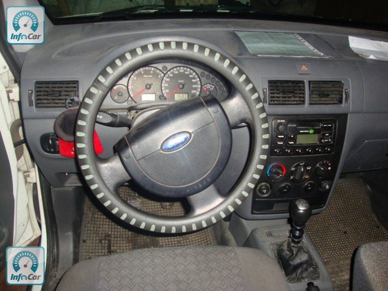 Ford Transit Connect 2002