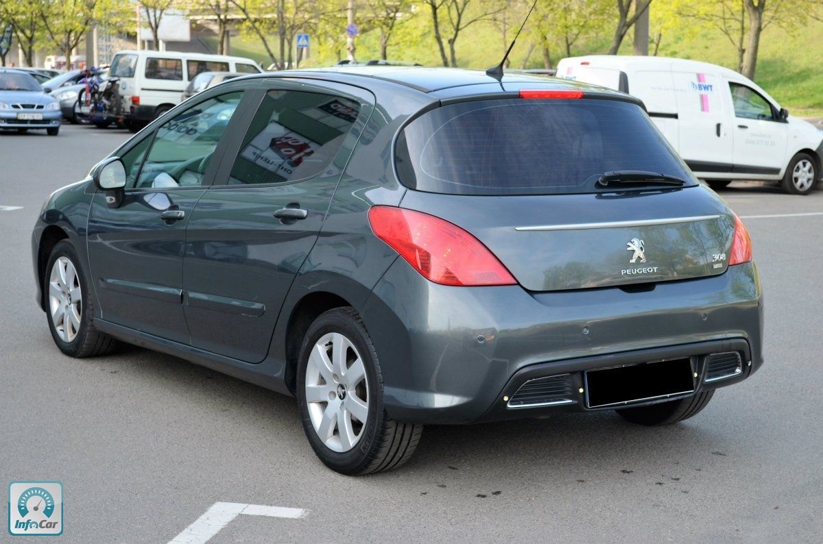 Peugeot 308 2012