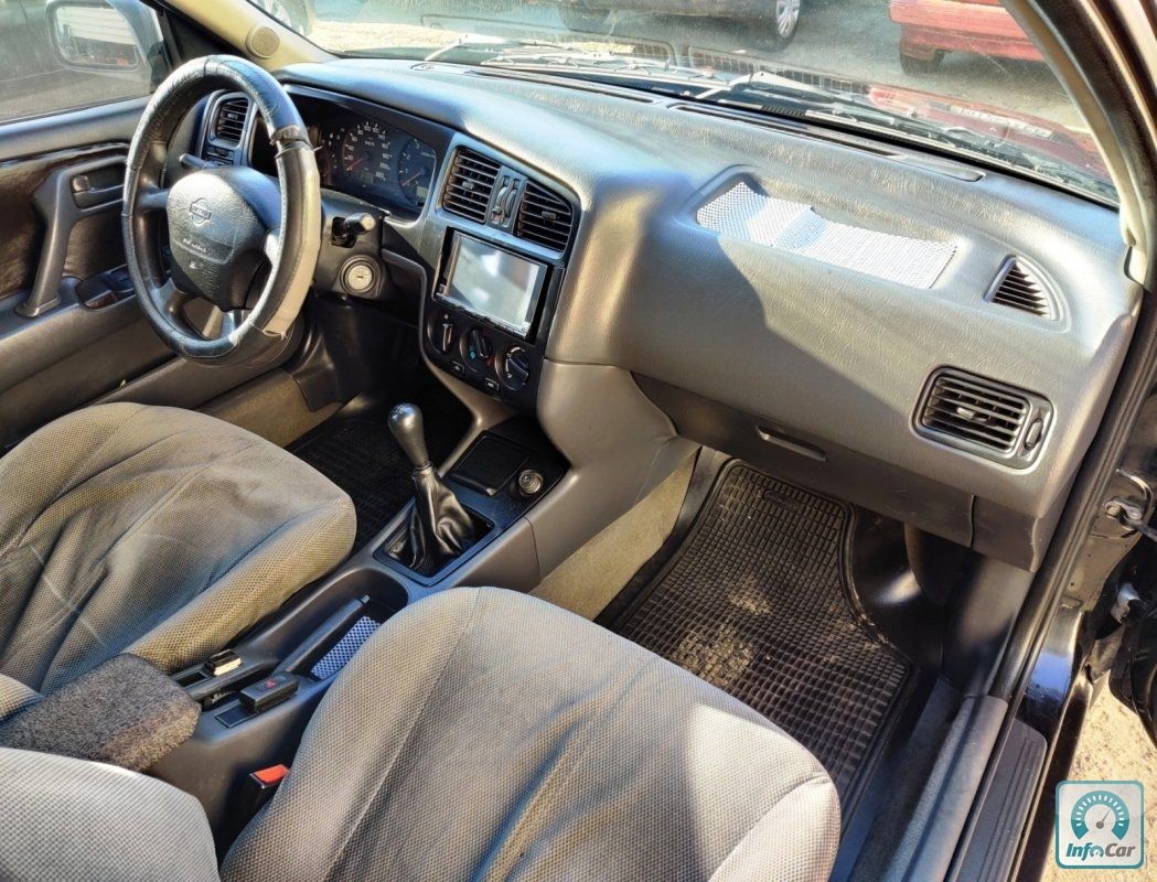 Nissan Primera P11 1997