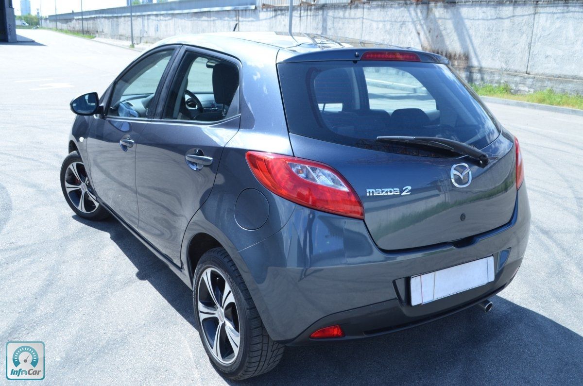Mazda 2 2008