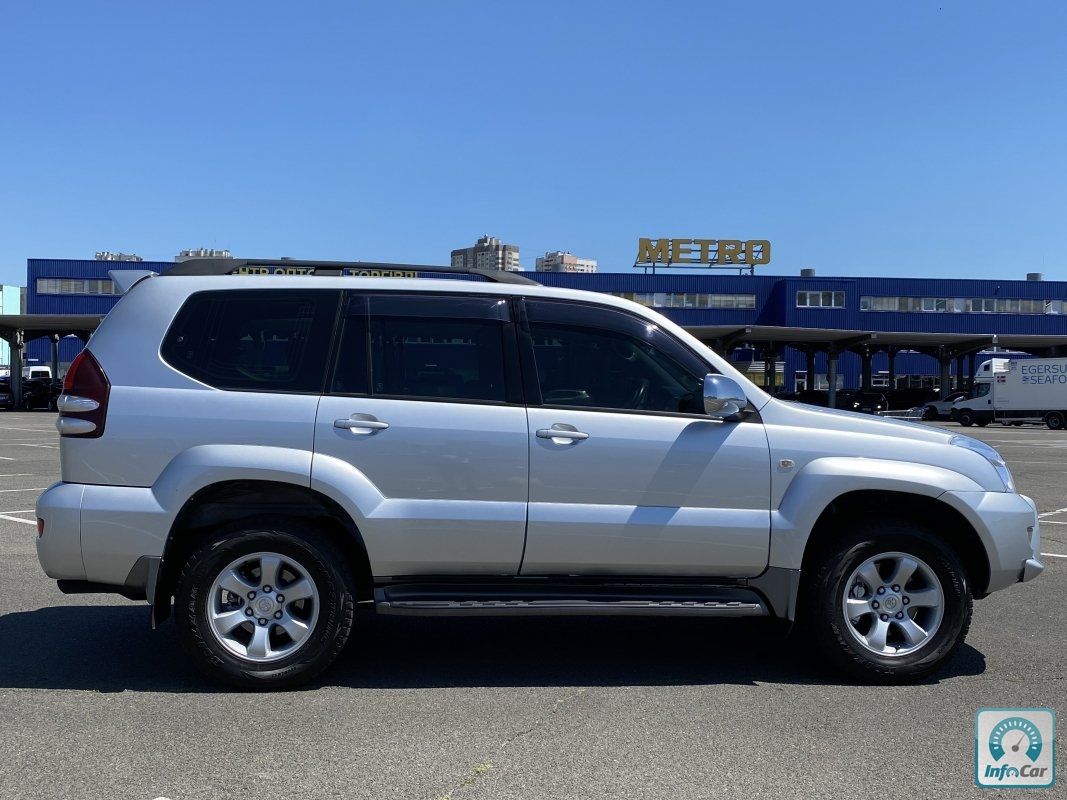 Toyota Land Cruiser Prado GX 2008