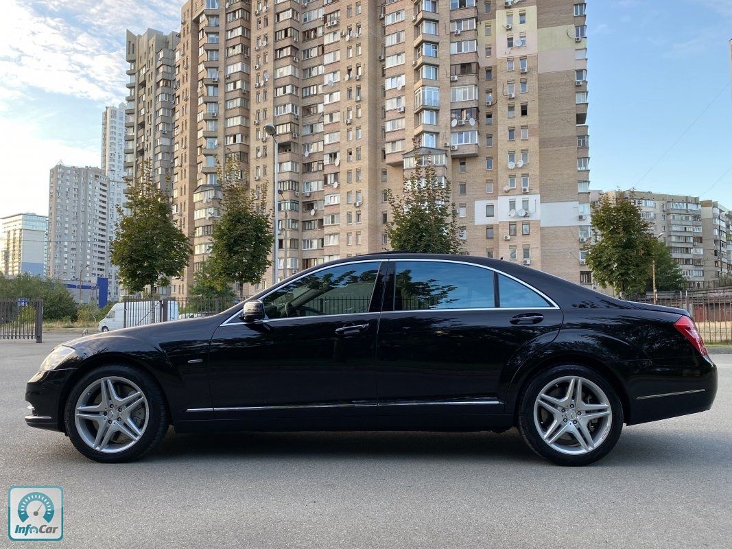 Mercedes S-Class S500L 4Matic 2012